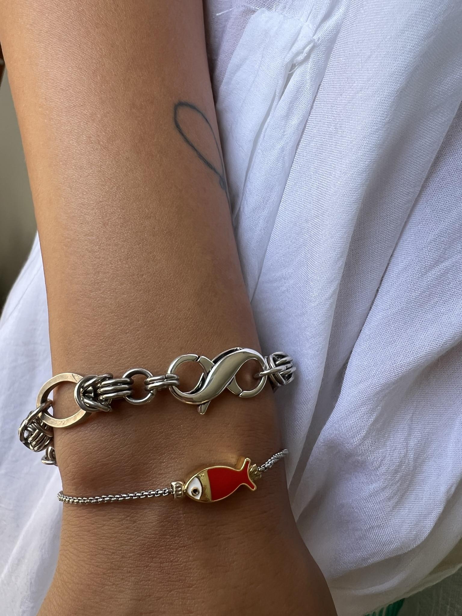 INFINITY – Maya Chen