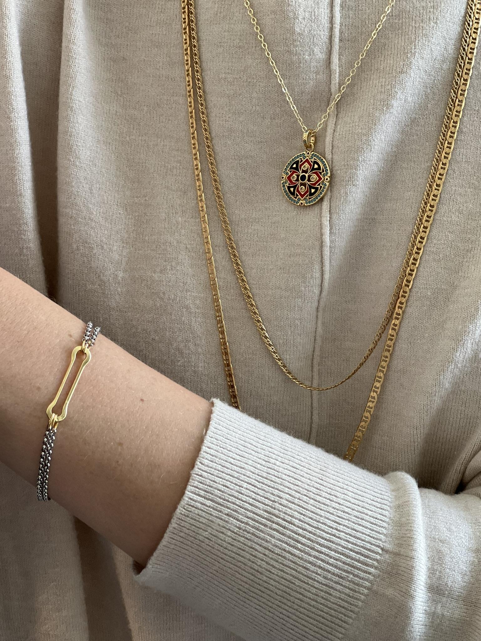 ORIENTAL – Maya Chen